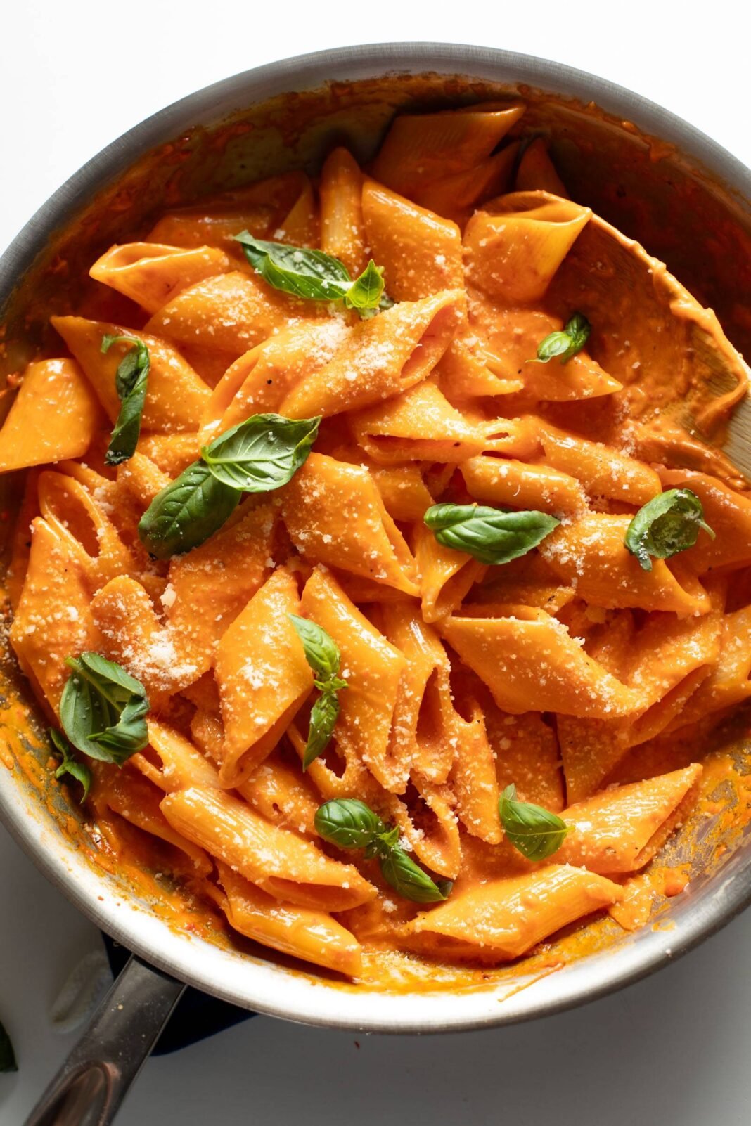 Roasted Red Pepper Pasta Recipe - MasterOfCooking