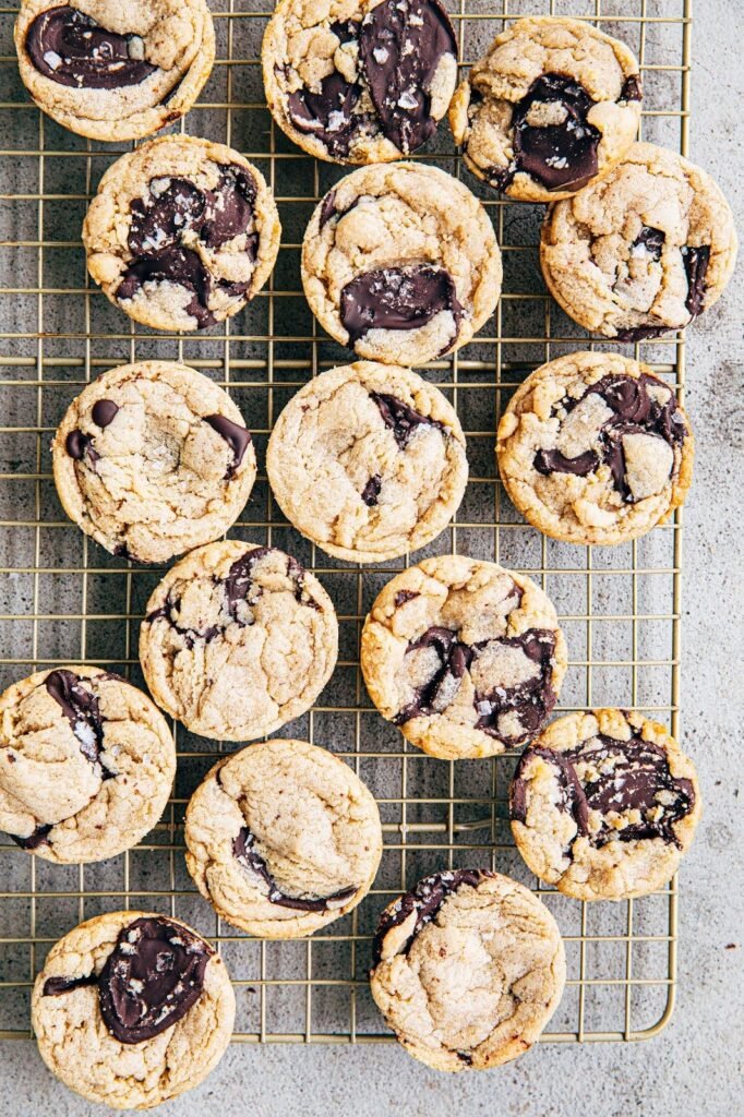 brown butter chocolate chip cookie cups » Hummingbird High ...